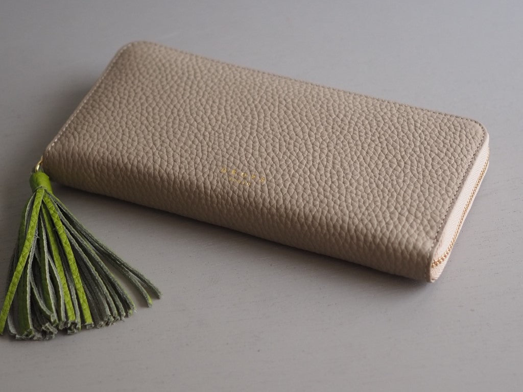 Around fastener long wallet cafe latte lime – DROPS TOKYO
